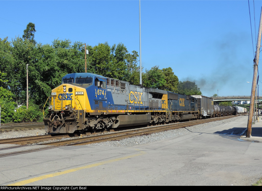 CSX 674 and 4567